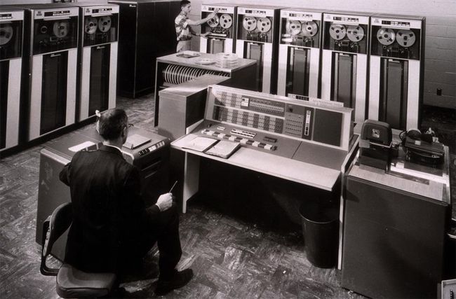 A Complete History Of Mainframe Computing | Tom's Hardware