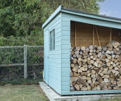 Log store ideas: 9 stylish designs | Homes and Gardens