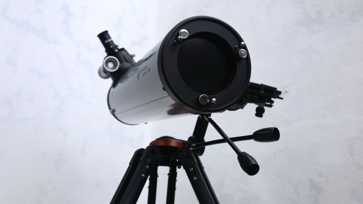 Celestron StarSense Explorer DX 130AZ telescope review | Digital Camera ...