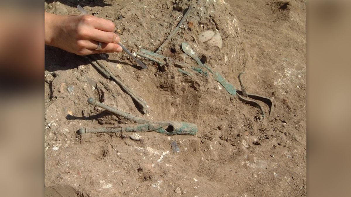 Nearly 400 ancient medical tools from Turkey hint at rare Roman doctors ...