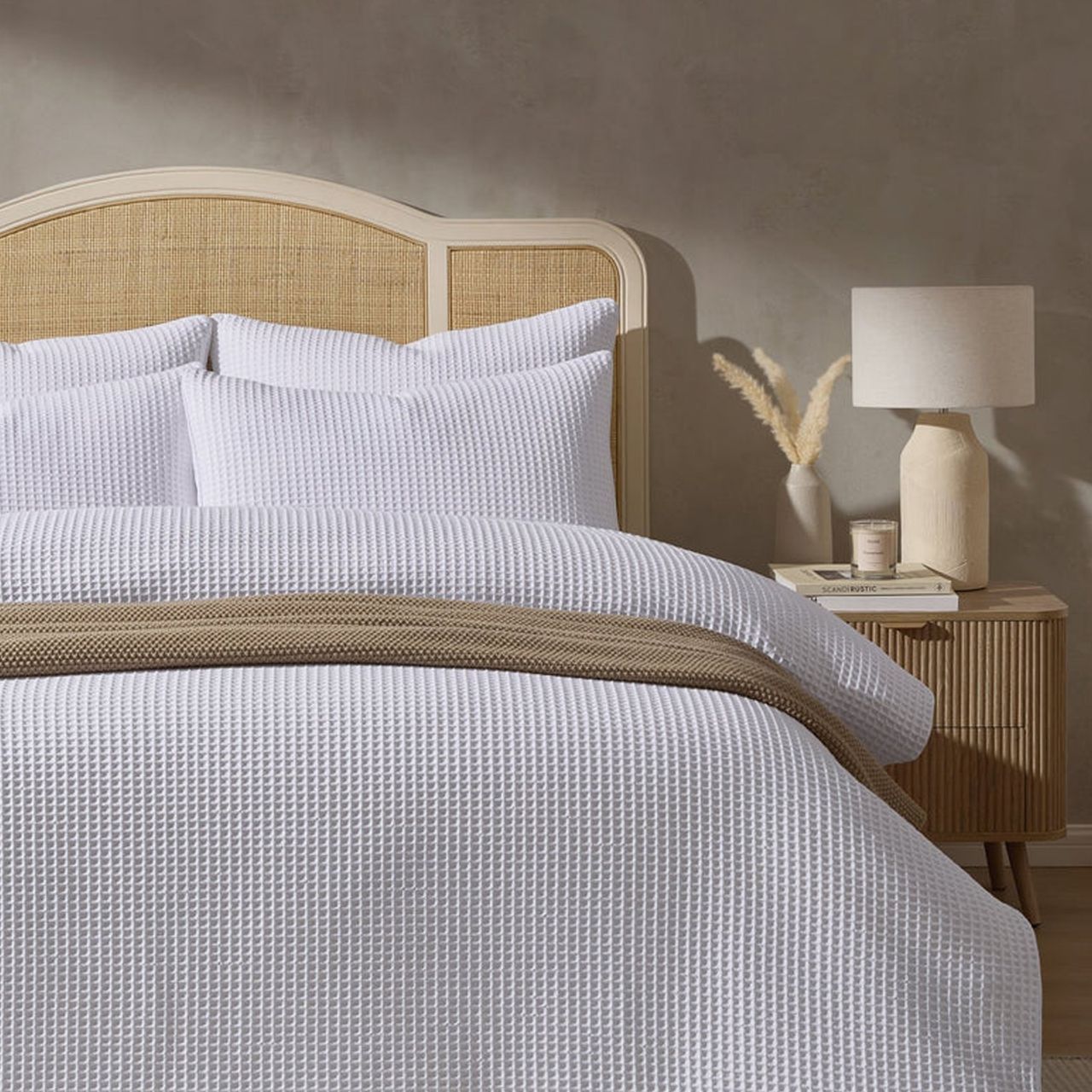 Get The White Company look for less with new luxe Primark bedding sets ...