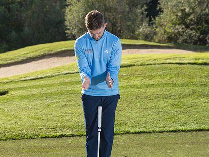 Putting Technique Explained: Posture, Stroke And Strike Tips | Golf Monthly
