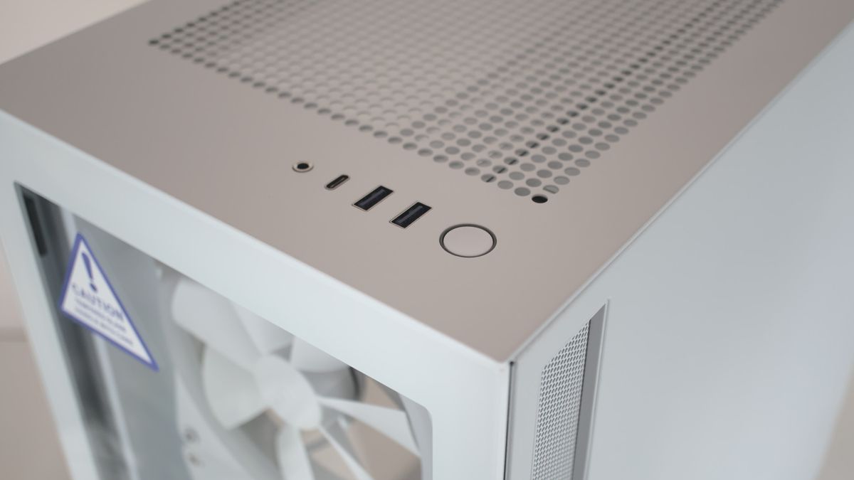 NZXT H7 Elite review: A gorgeous mid-tower case with plenty of tempered ...