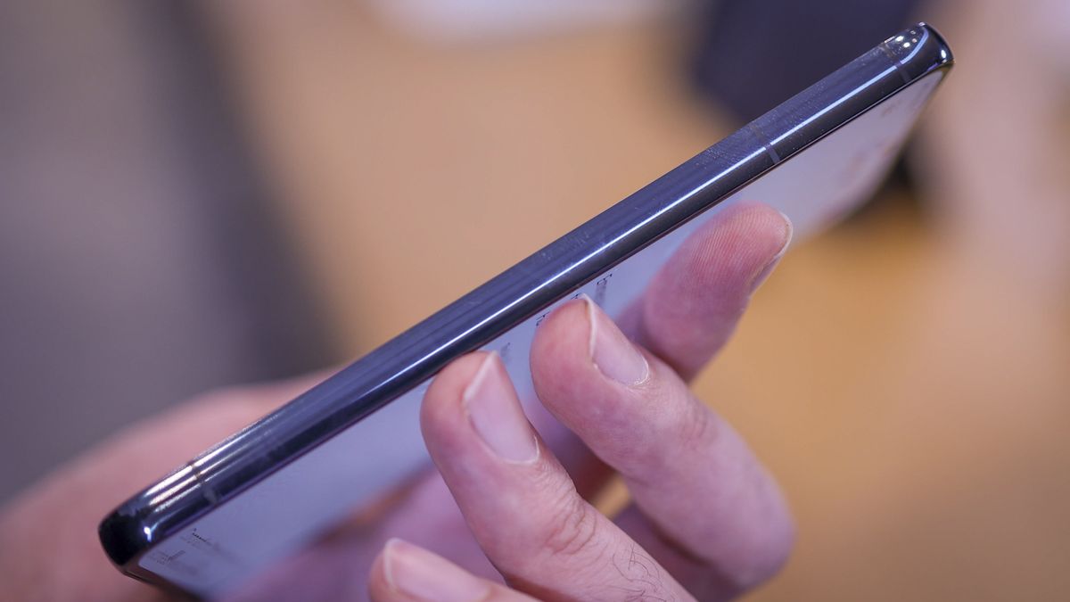 Samsung Galaxy S22 hands-on review | Digital Camera World