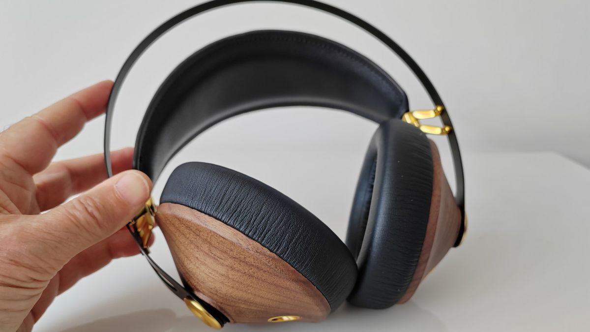 Meze 99 Classics review | Louder