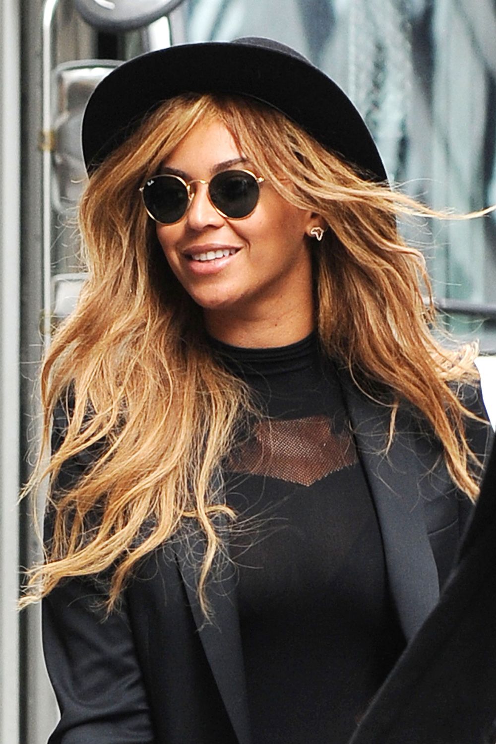 Beyonce Buys Pair Of Shoes From House of Borgezie | Marie Claire UK