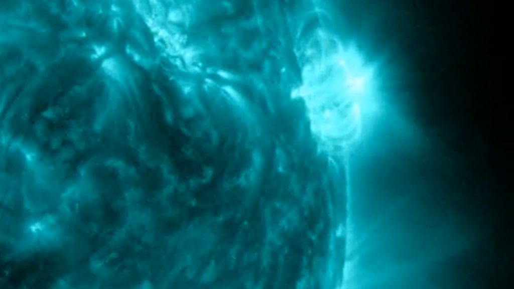 Powerful sun storm knocks out radio transmissions across North America ...