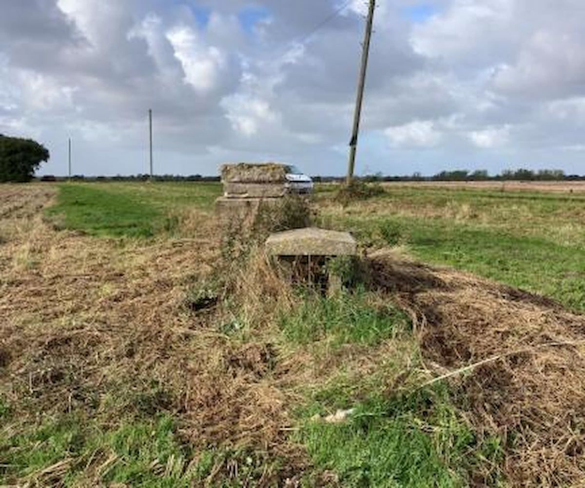 Take a look at this 1950s nuclear bunker as it goes up for auction for ...