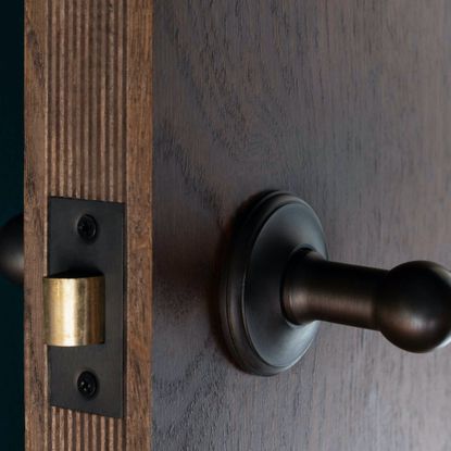 How to install a door knob for a fresh new look | Ideal Home