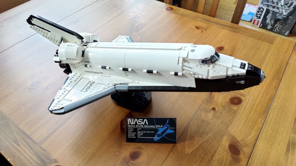 Lego NASA Space Shuttle Discovery review | Space