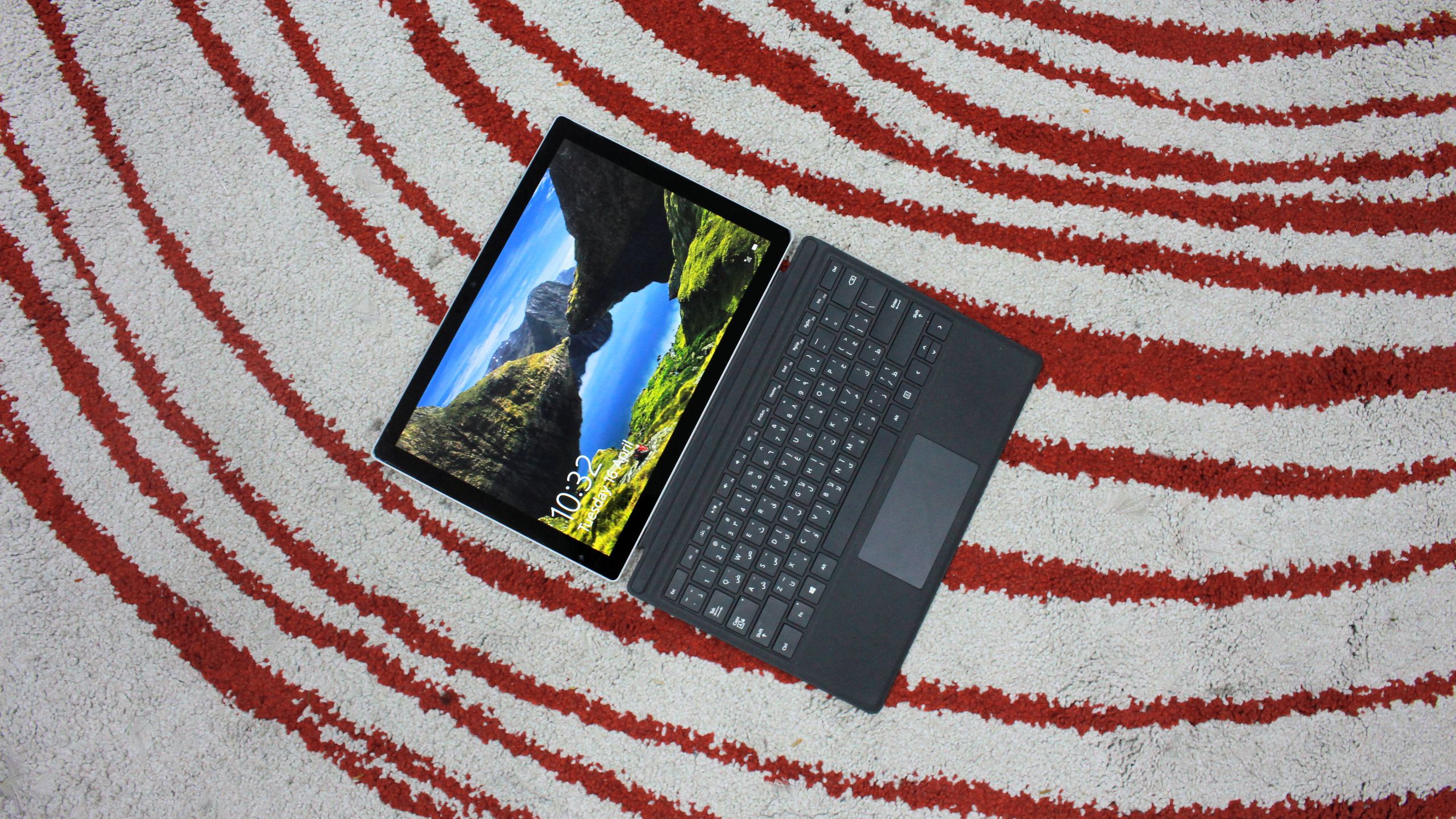Surface Pro 6 bundle deal includes Type Cover for more than $350 off ...