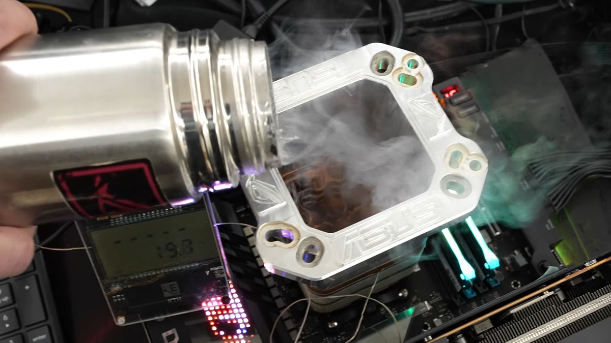 Pro overclocker bricks AMD's best gaming chip without really trying ...