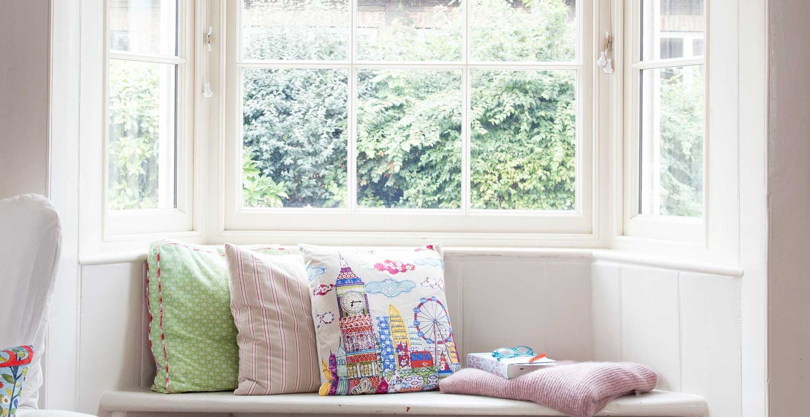Why do my windows have condensation on the inside? Expert advice ...