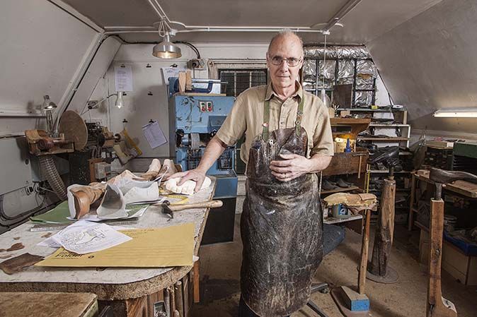 Orthopaedic shoe-making: The bridge between architecture and podiatry ...