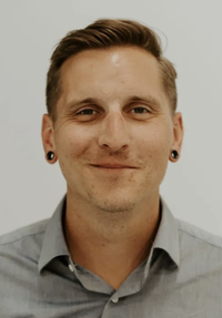 Best solar garden features to enhance your outdoor space