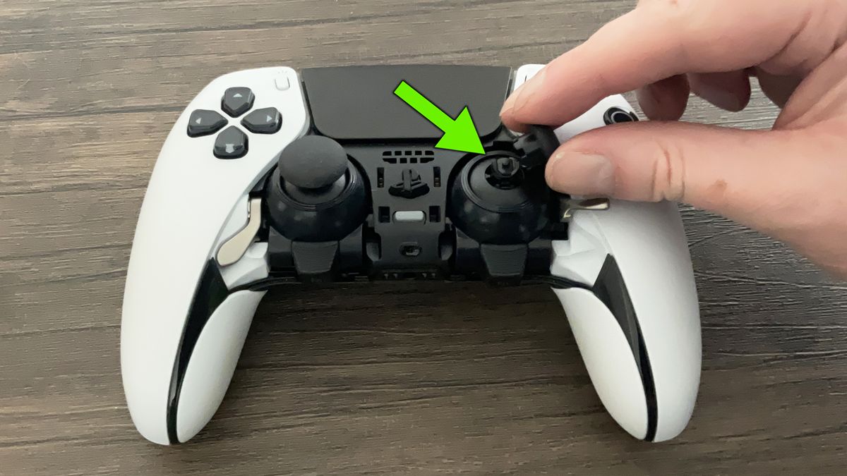 Replace the analog sticks on your DualSense Edge PS5 controller | Tom's Guide