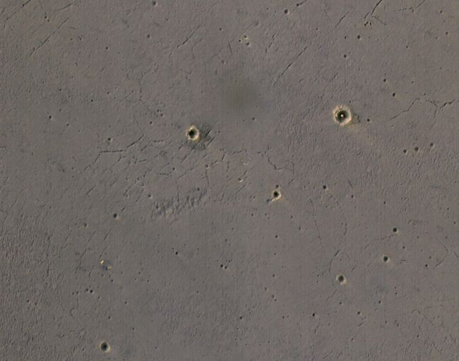 Hole in One! Mars Orbiter Spies Opportunity Rover's Crater Landing Site ...