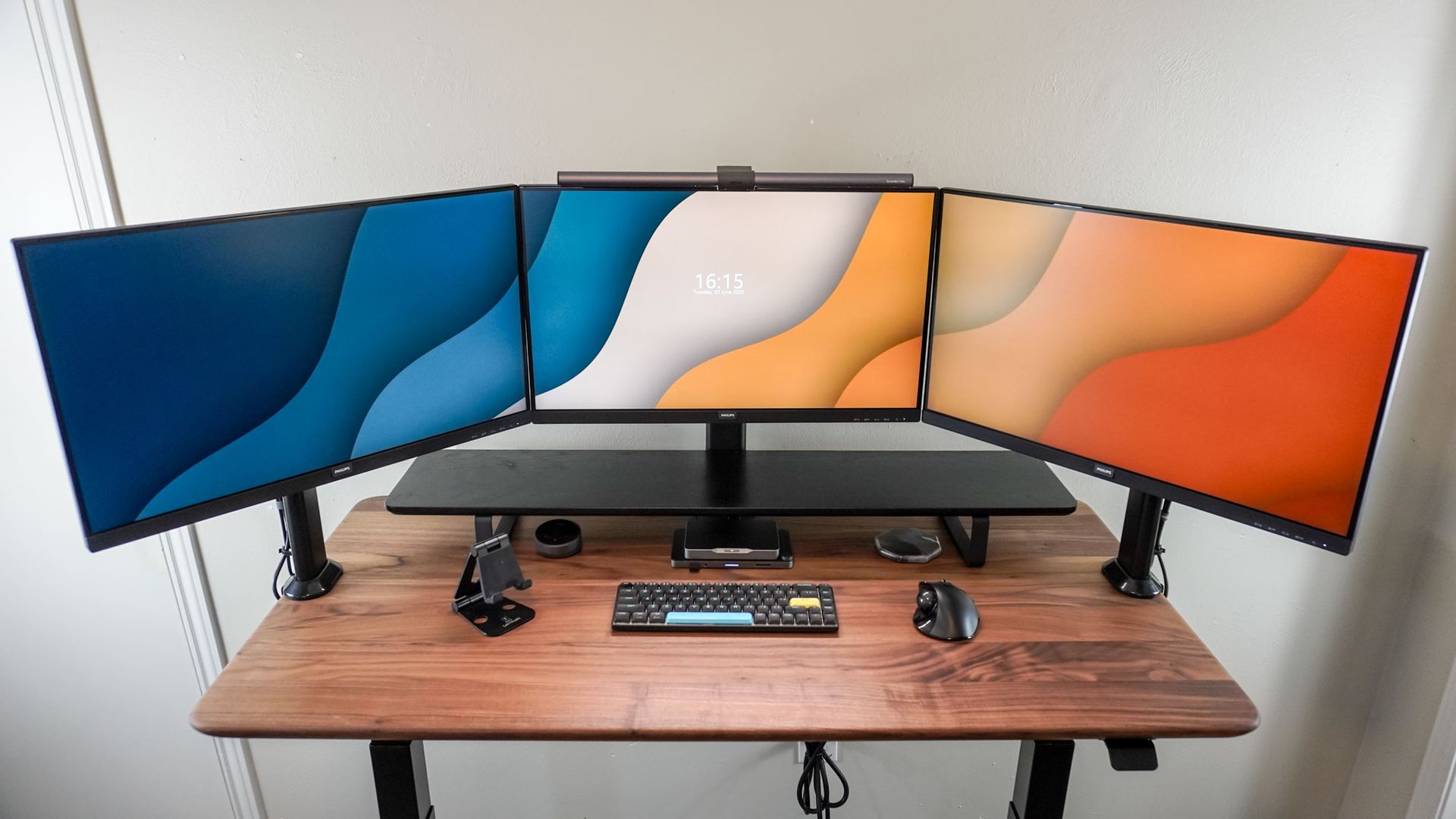 I thought putting together a triple monitor setup would be hard — but I ...