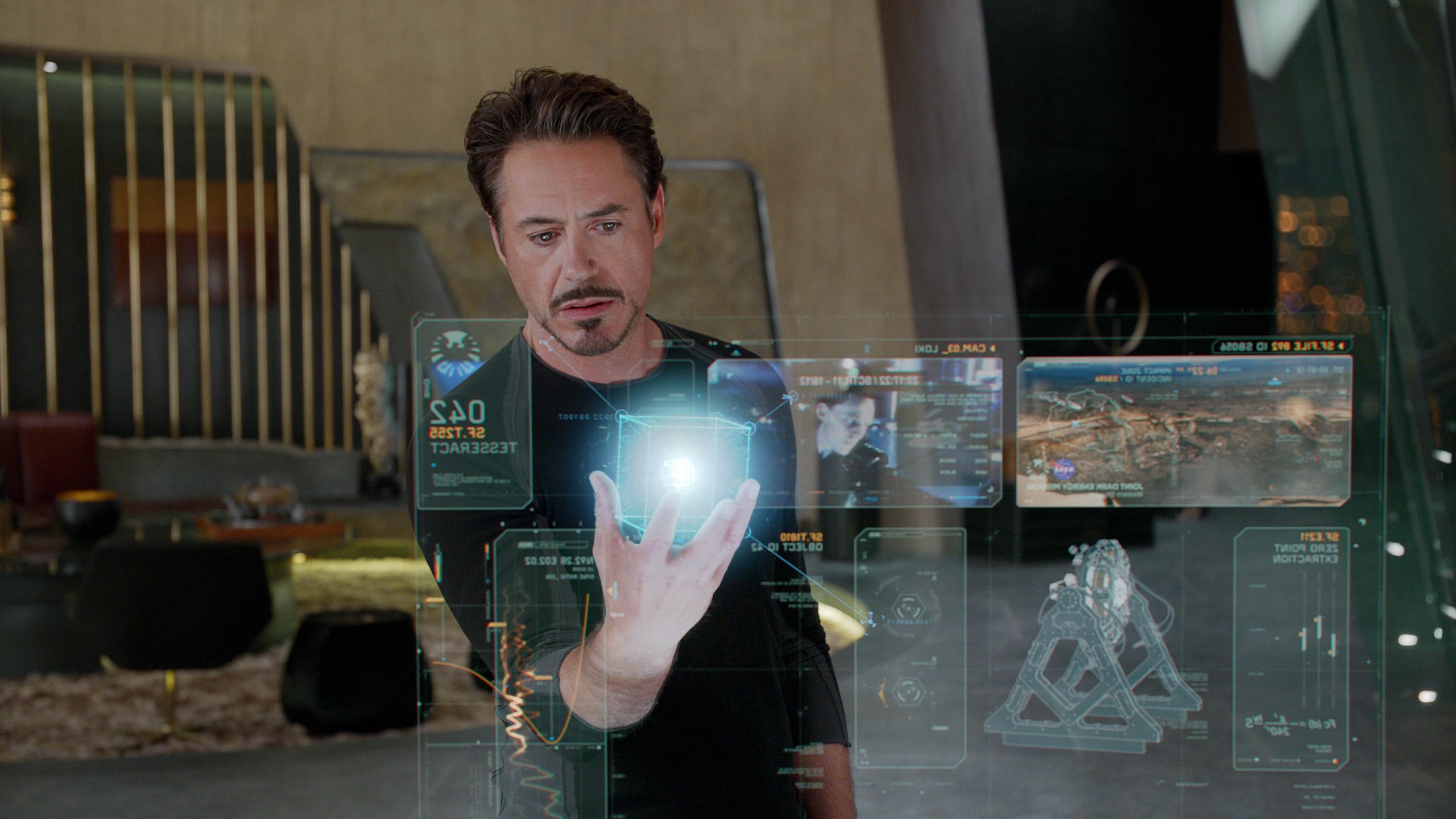 Is it just me, or is it time to ditch holographic interfaces? | GamesRadar+