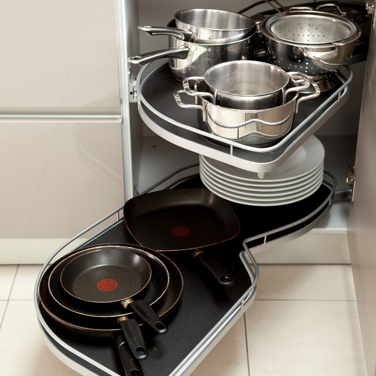 3 types of space-saving cookware you didn't know you needed | Ideal Home