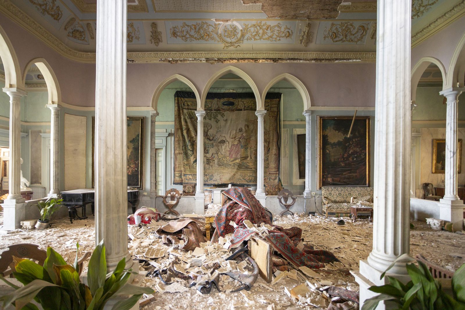 Dia Mrad photographs after the 2020 Beirut explosion | Wallpaper*