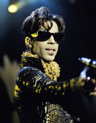18 Legendary Rock Stars Who Died in 2016 | Louder