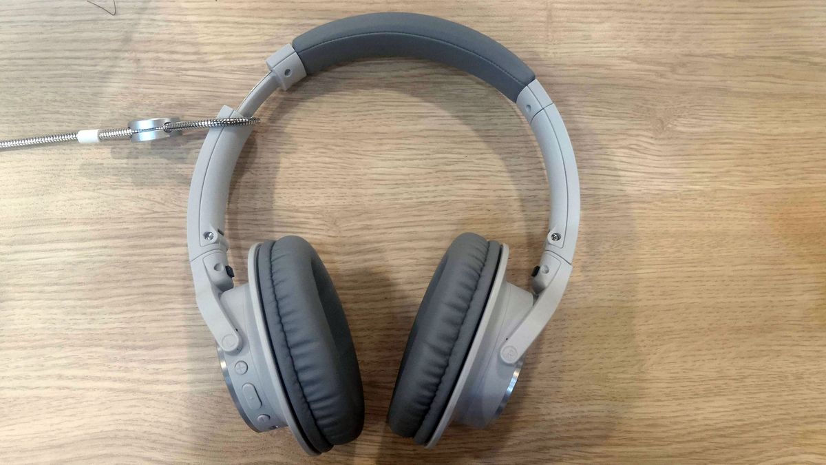 Hands on: Audio-Technica ATH-SR30BT review | TechRadar