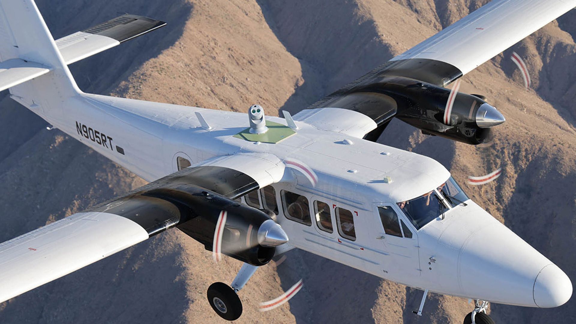 World's first laser communication link between a plane and satellite ...