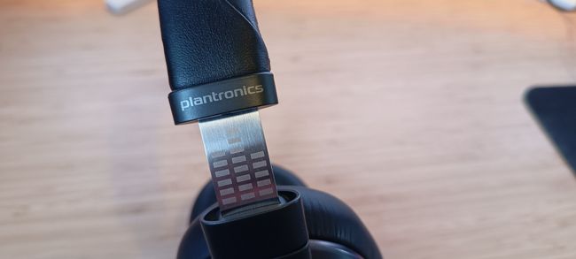 Poly Voyager 8200 UC review: ANC headphones uphold Plantronics heritage ...