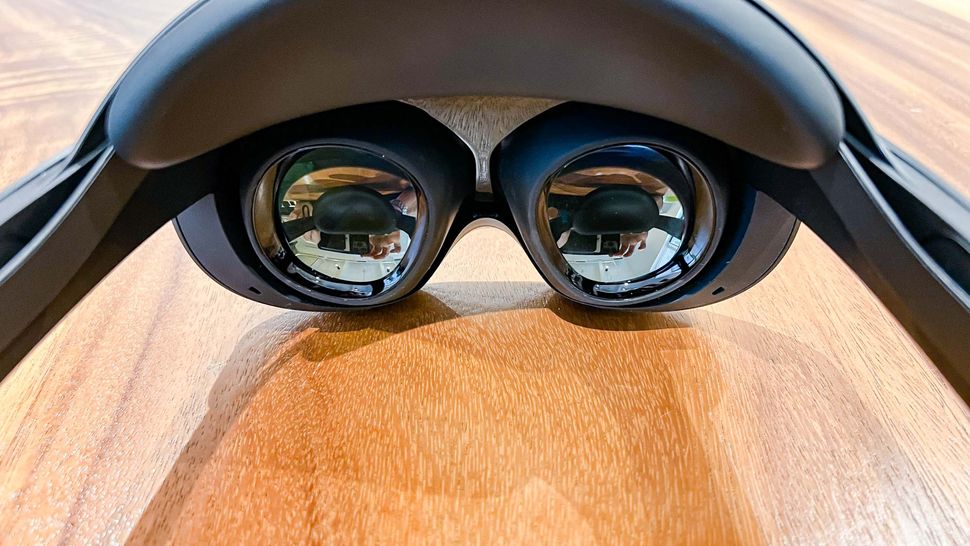 Meta Quest Pro review: It’s awesome, but no way am I working in this ...