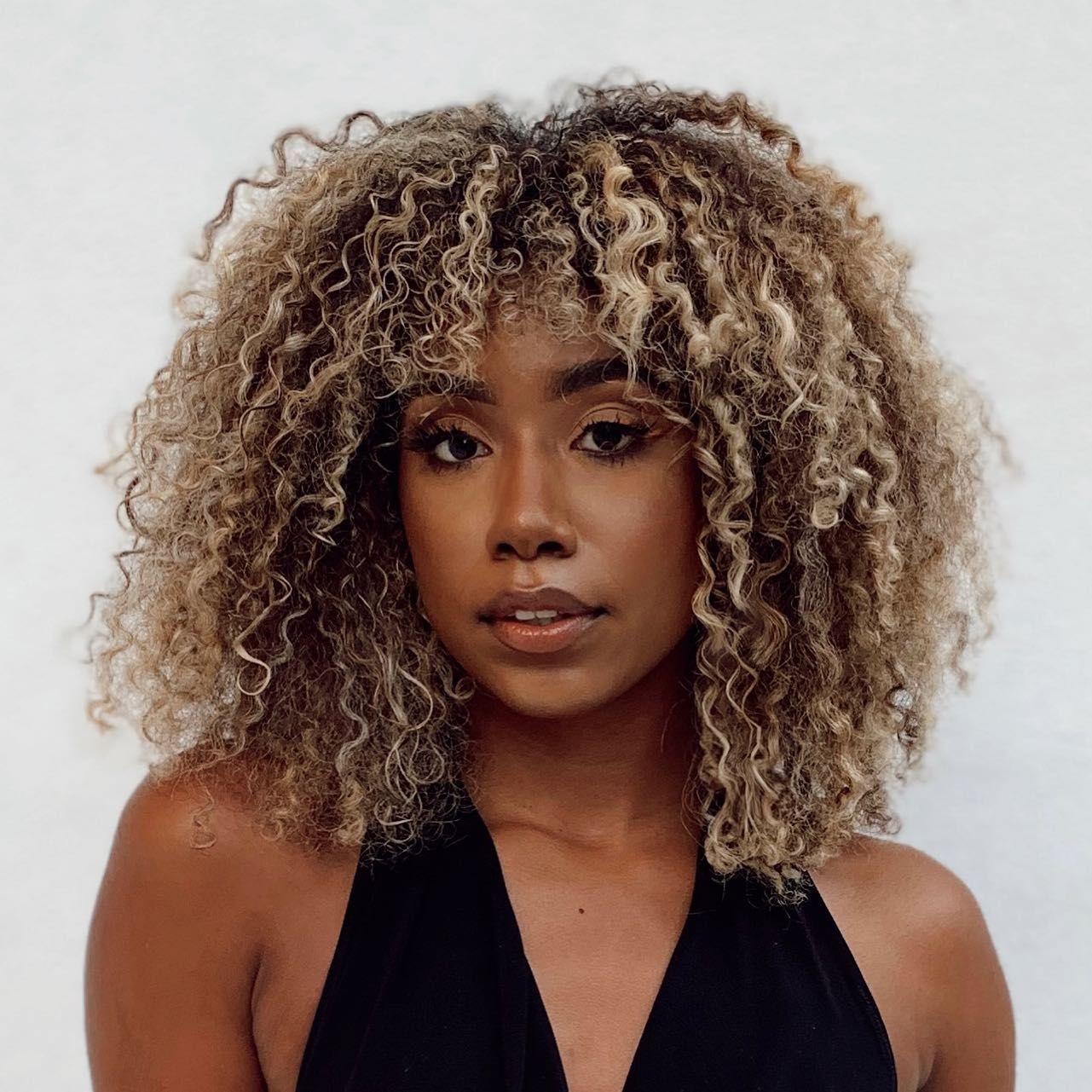 9 Layered Bob Hairstyles with Fringes That Look Extra Classy | Who What ...