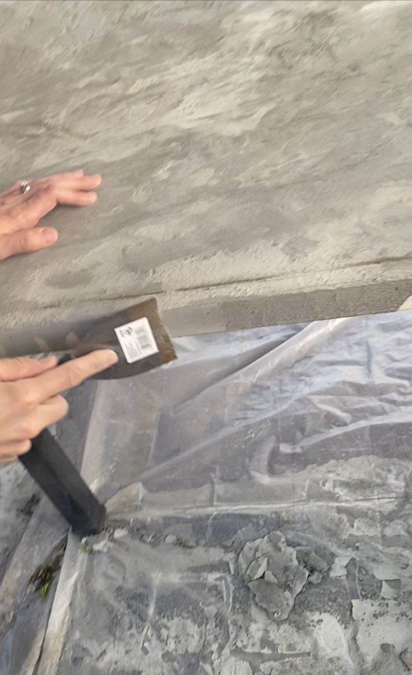 A DIY concrete table for just $50 - here's how one creative homeowner ...