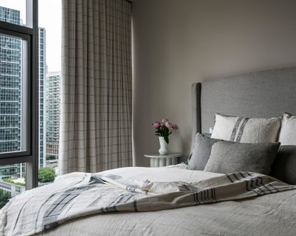 A modern condo with a beautifully balanced interior scheme | Homes and ...