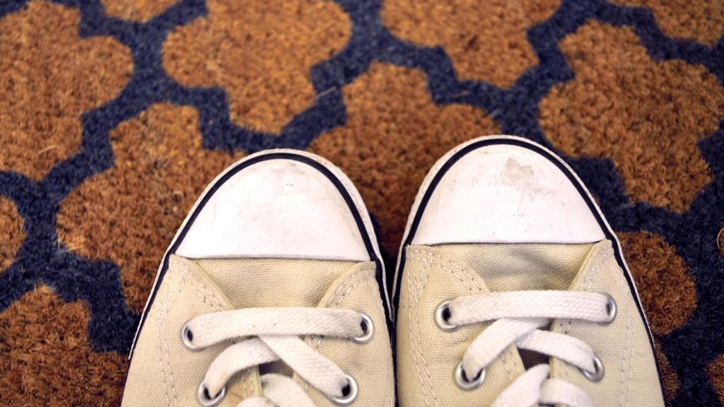 How to clean a doormat: to keep mud, and illness, out | Homes and Gardens