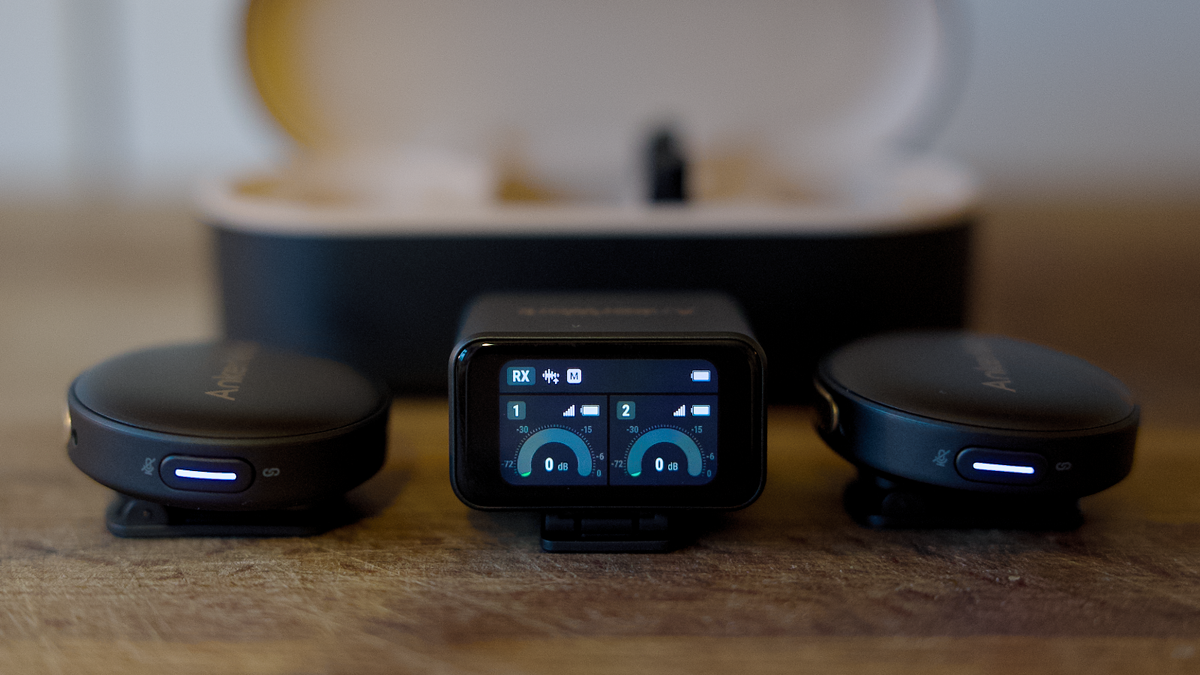AnkerWork M650 review: a complete wireless mic kit for content creators ...