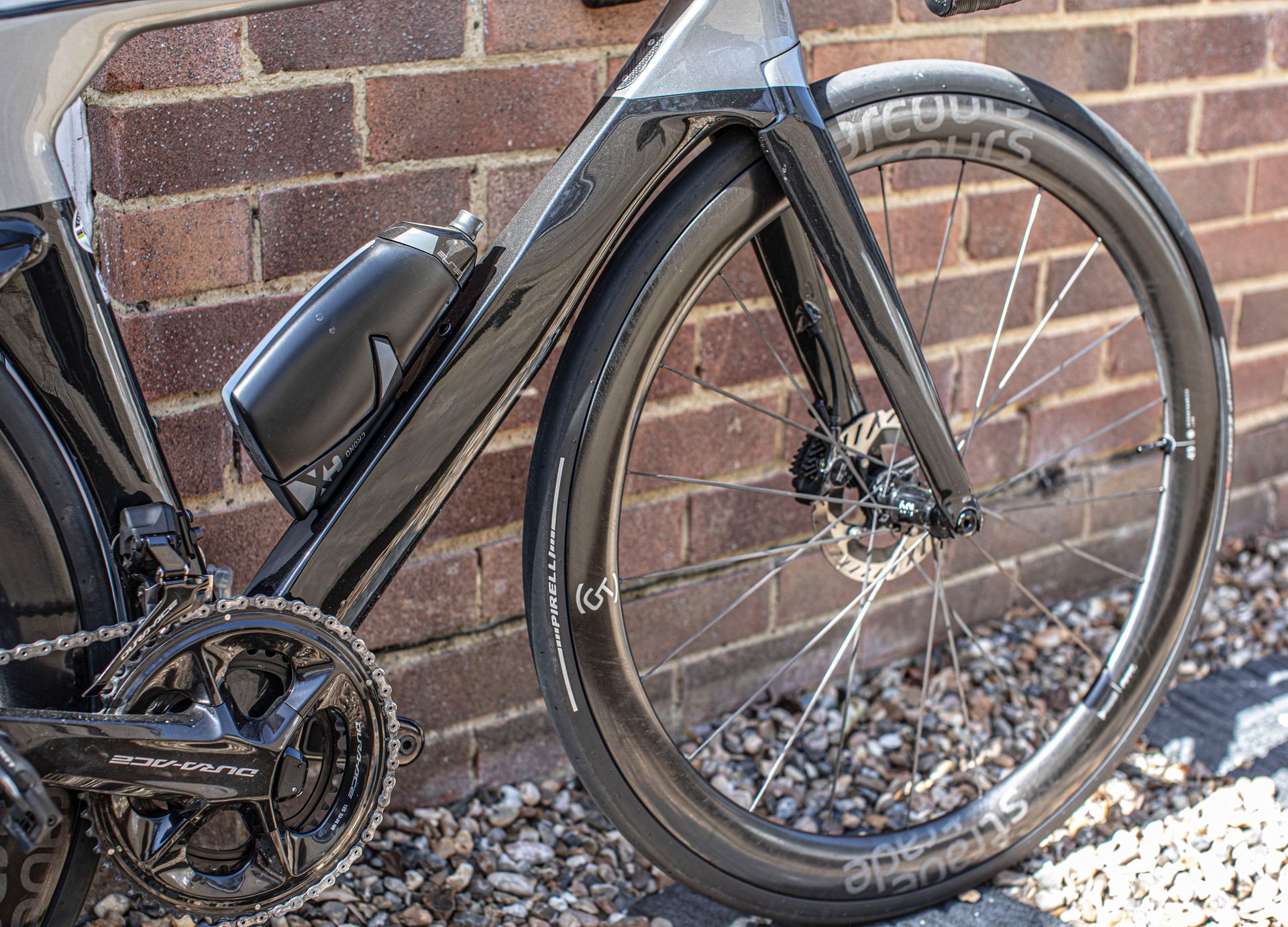 Parcours’ revolutionary vibration-damping Strade GT wheelset is made ...