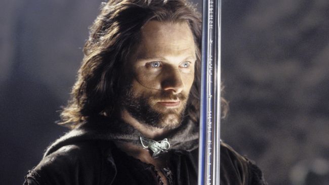 Narsil and its Lord of the Rings history, explained – Why Elendil's new ...