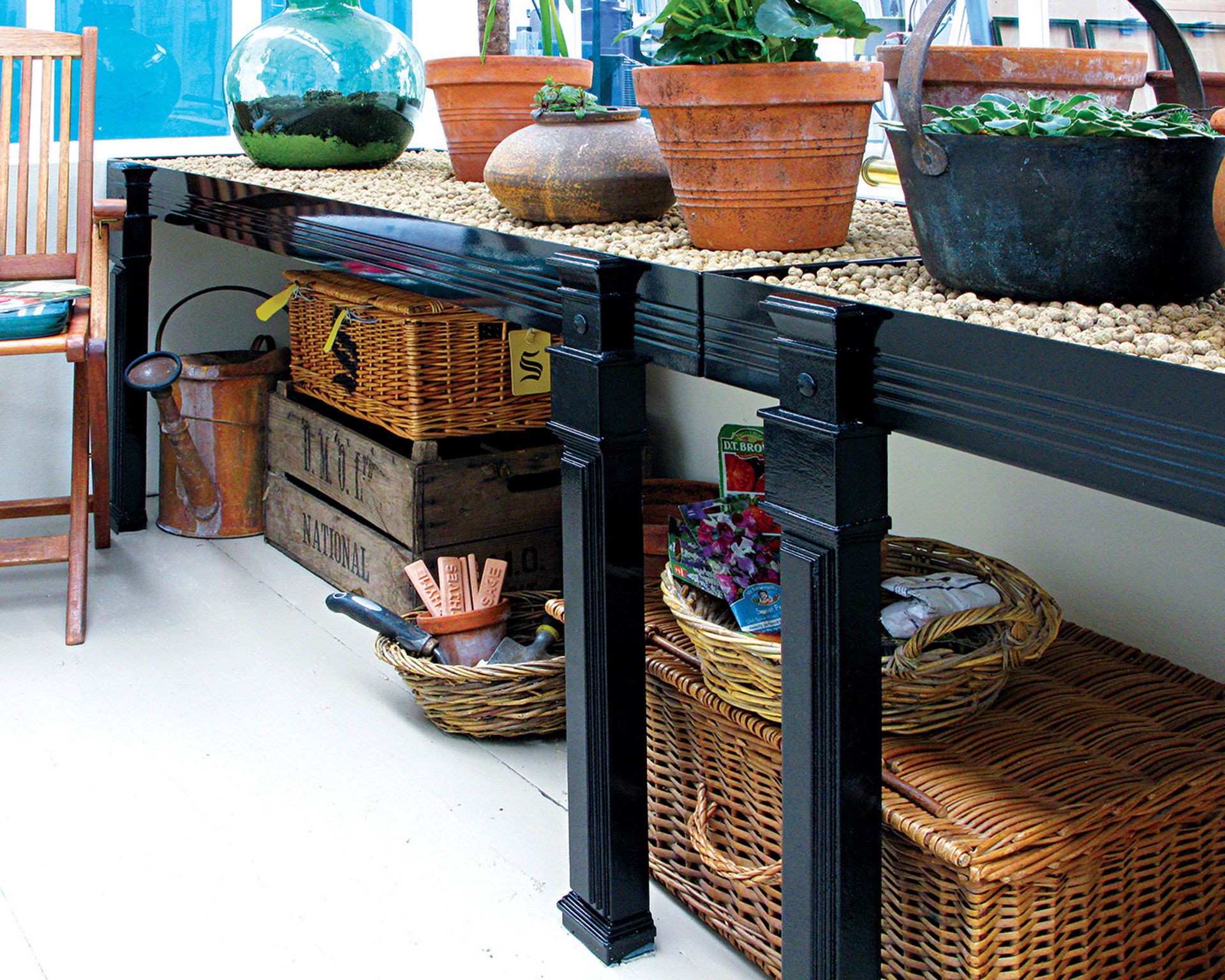 How to organize a greenhouse in 7 easy steps | Gardeningetc