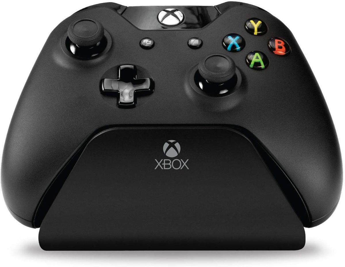 Should you buy Microsoft's Xbox Design Lab controller stand or a third ...