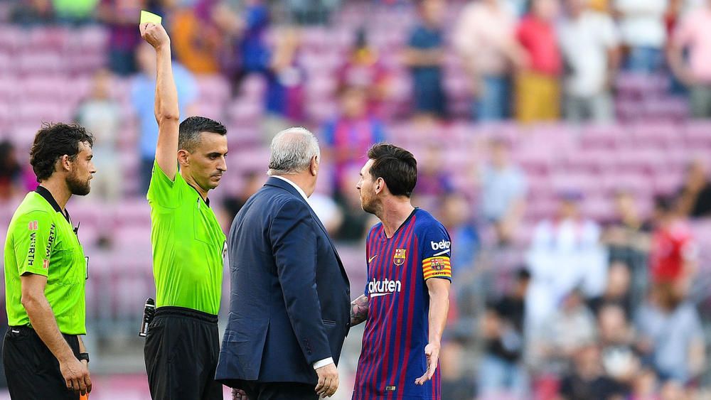 Messi wants better from Barcelona defence | FourFourTwo