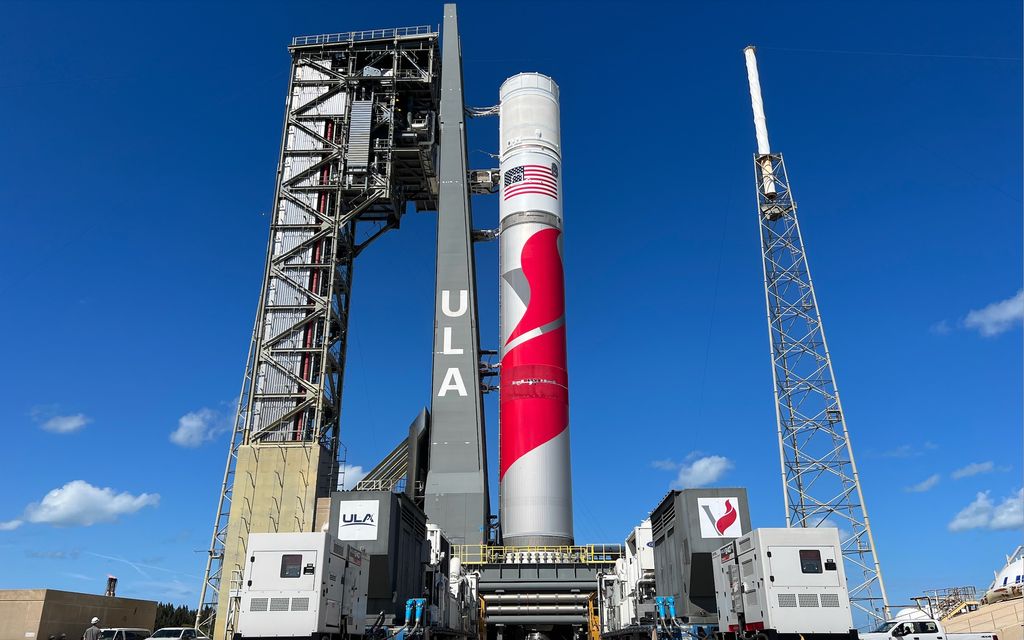 1st Vulcan Centaur rocket rolled to launch pad for testing (photos) | Space