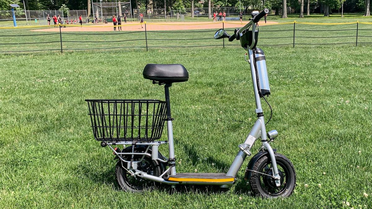 Glion Balto electric scooter review | Tom's Guide