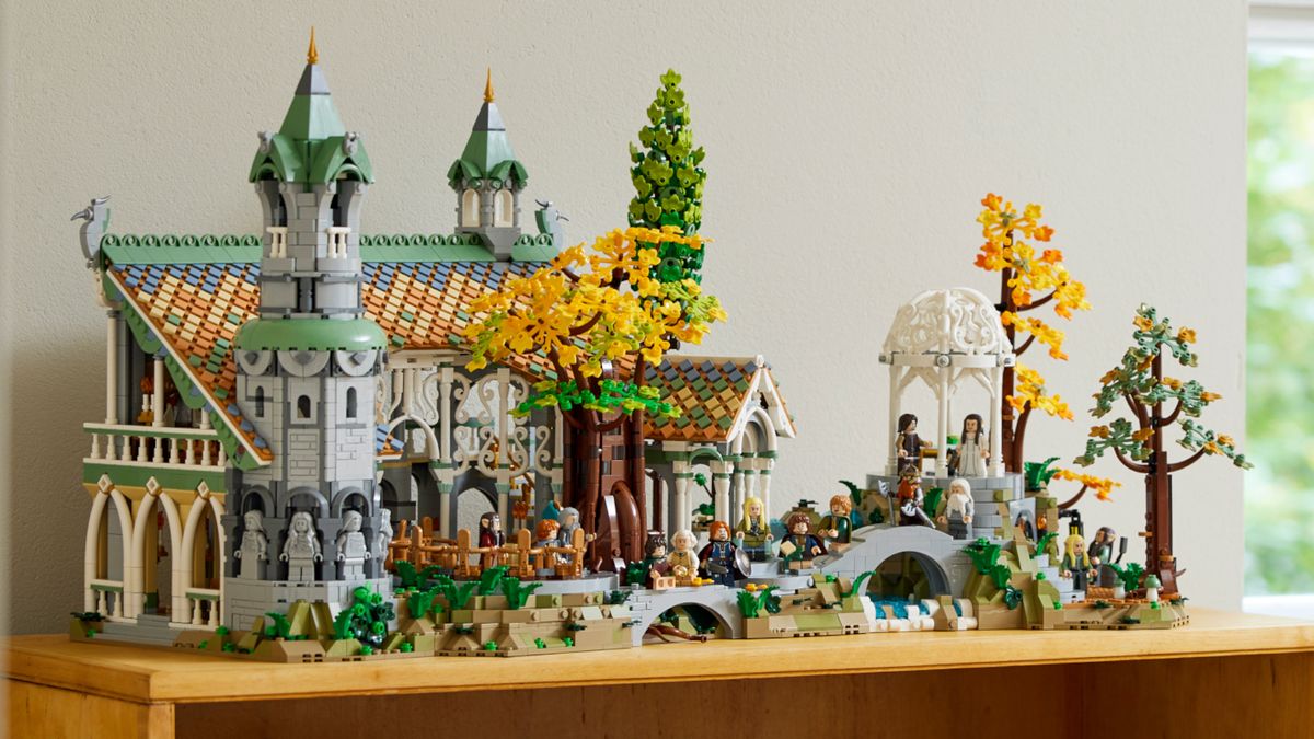 New Lego Lord of the Rings Rivendell set is heckin' massive... and very ...