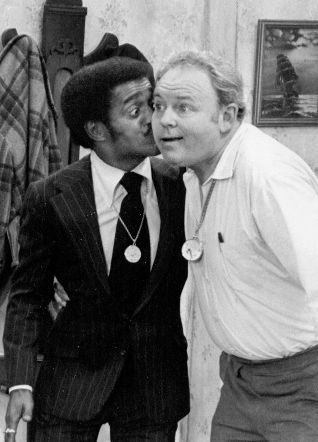 The most iconic sitcom moments - from Friends to The Office | Woman & Home