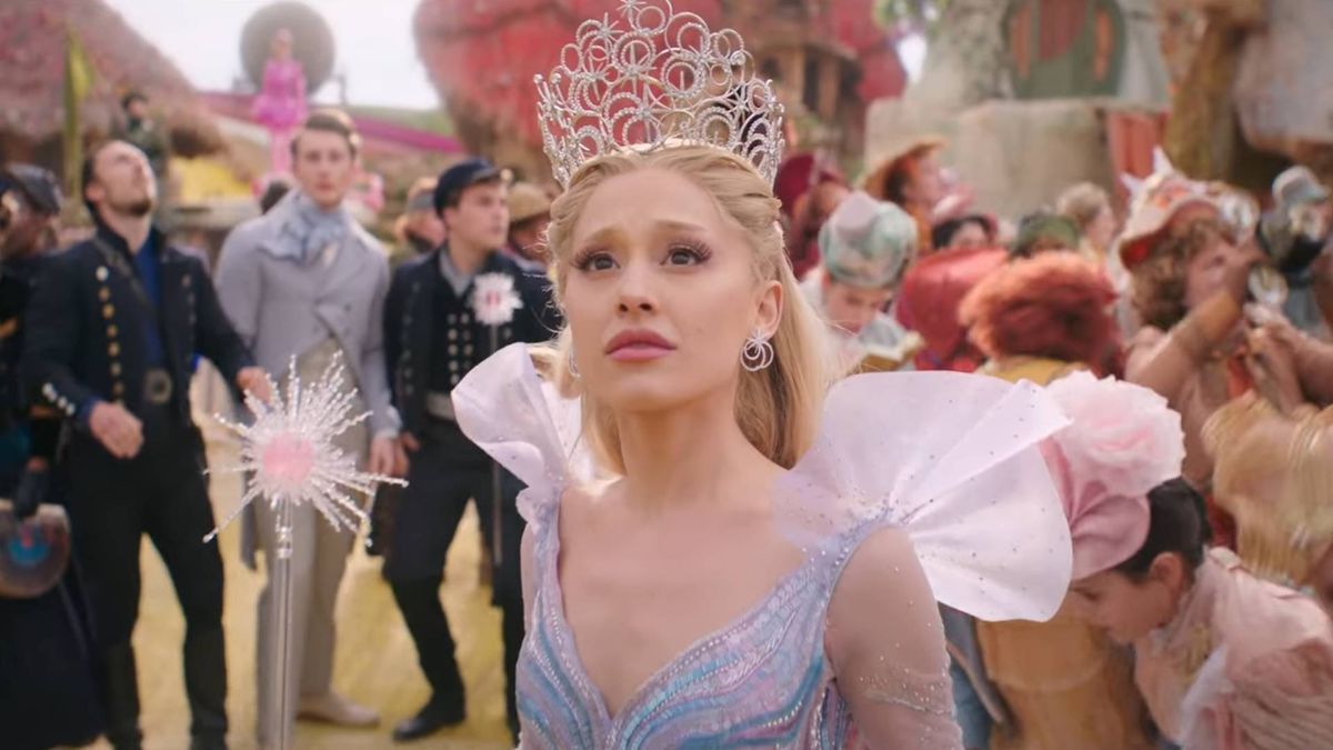 Elphaba faces the Wizard of Oz and reunites (and duets) with Glinda in ...