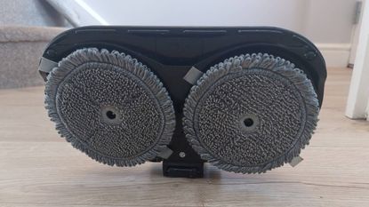 Bosch 2-in-1 Unlimited 7 Aqua review: a cordless vacuum-mop hybrid that ...