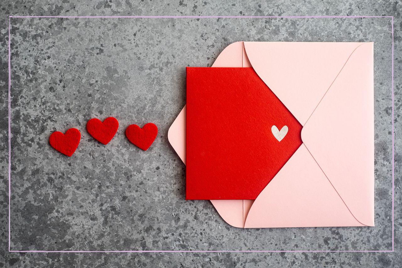 What to write in a Valentine's Day card - Tips and templates | GoodTo
