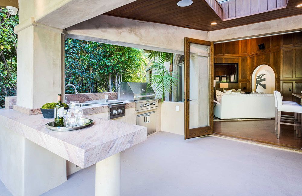 Anna Faris and Chris Pratt's house in LA is up for sale and it's out of ...