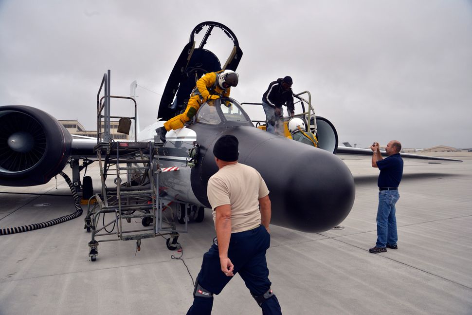 In Photos: Eclipse-Chasing Jets Aim to Get Best-Ever View of Sun's ...
