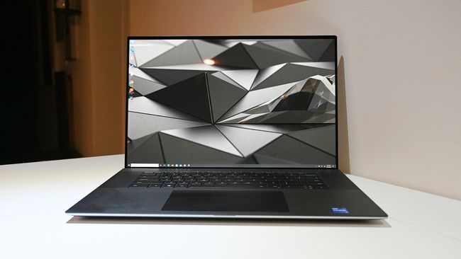 Dell Precision 5760 review | Laptop Mag